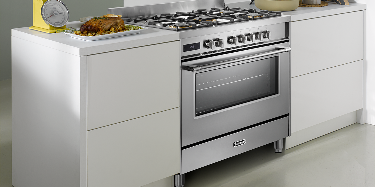 Modern single cavity gas Range-style Cooker in Anthracite - De'Longhi