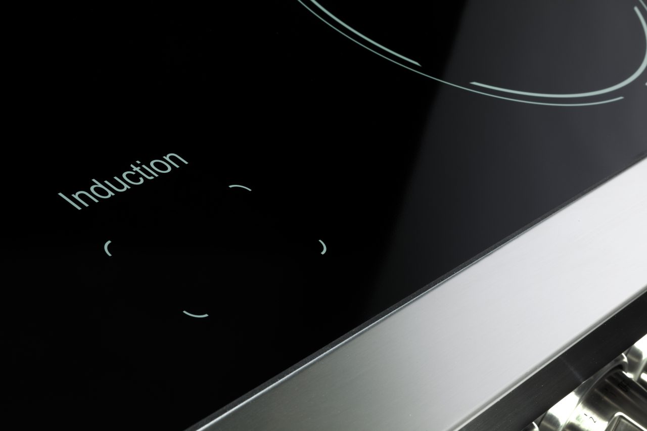 Modern twin cavity induction Range Cooker in Stainless Steel - De'Longhi