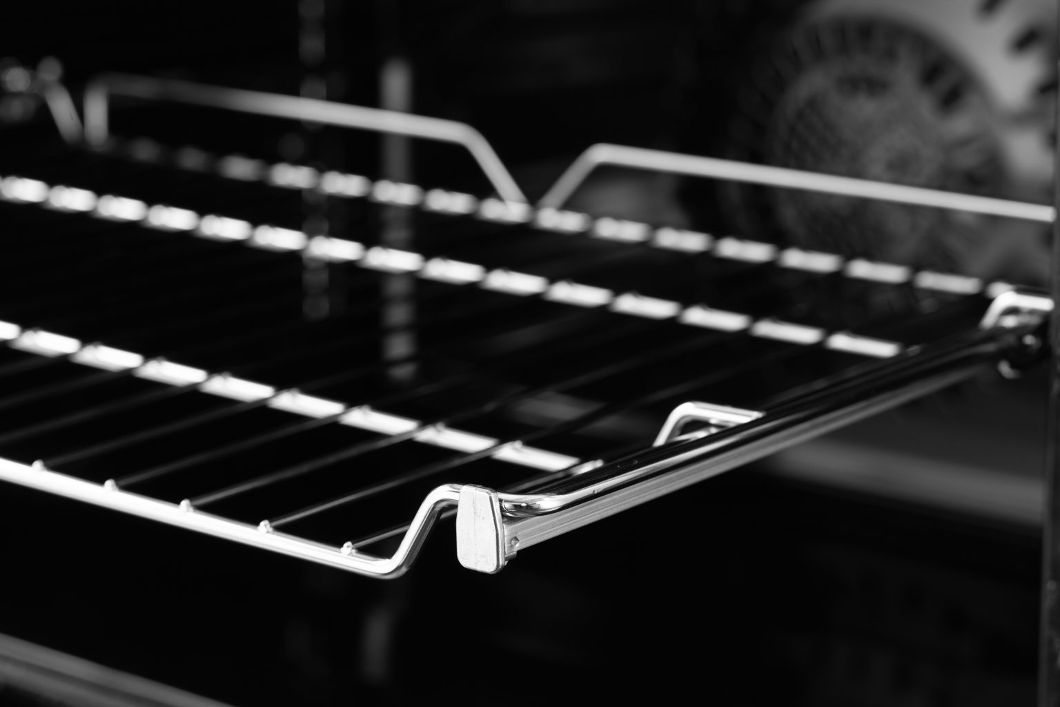 Modern single cavity dual fuel Range Cooker in Stainless Steel - De'Longhi